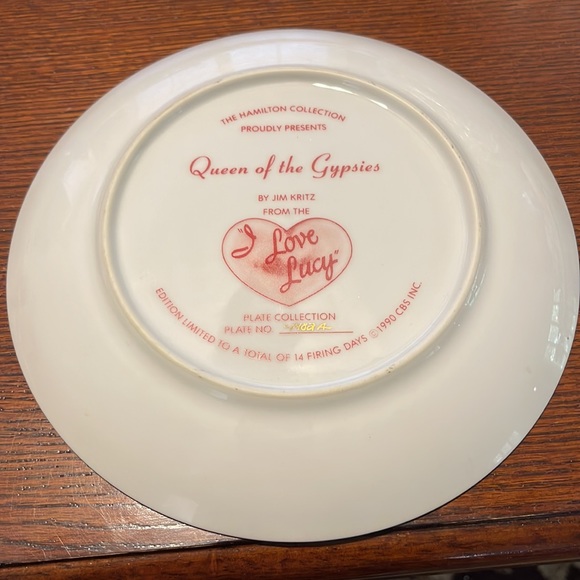 I Love Lucy | Wall Decor | Queen If The Gypsies Collector Plate The ...